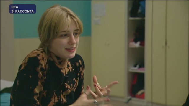 Rea si racconta 4 novembre - Amici Clip | Witty TV