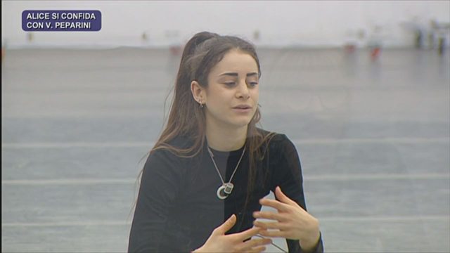 Alice: Sono stata molto male.. 17 febbraio - Amici Clip | Witty TV