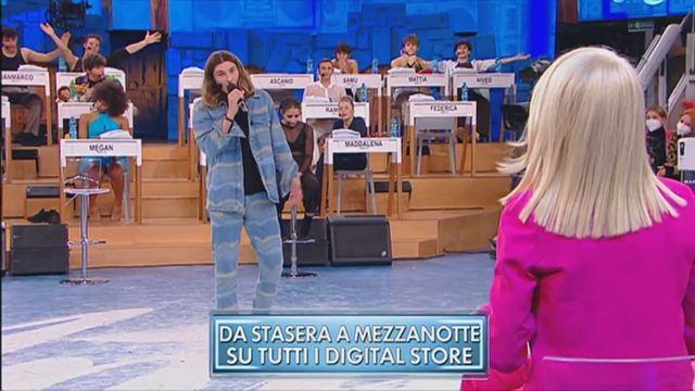 Cricca Supereroi 21 novembre - Amici Clip | Witty TV