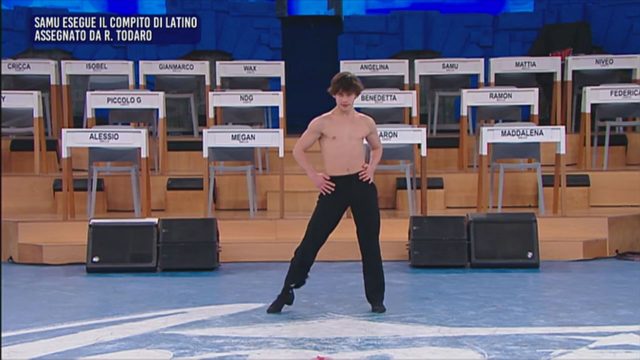 Samu Il compito del maestro Todaro 22 febbraio - Amici Clip | Witty TV