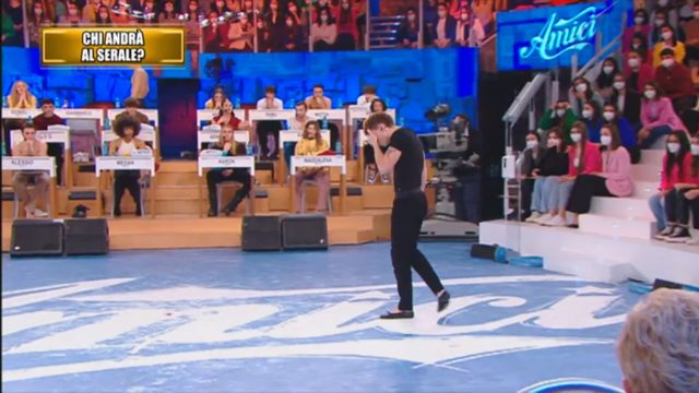 Wax Marea 12 marzo - Amici Clip | Witty TV