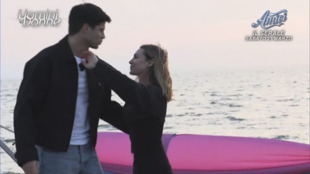 Esterna di Luca e Alessandra 21 marzo - Uomini e donne Clip | Witty TV
