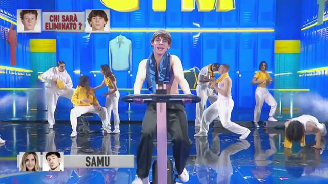 Samu Mamacita -1 aprile - Amici Clip | Witty TV