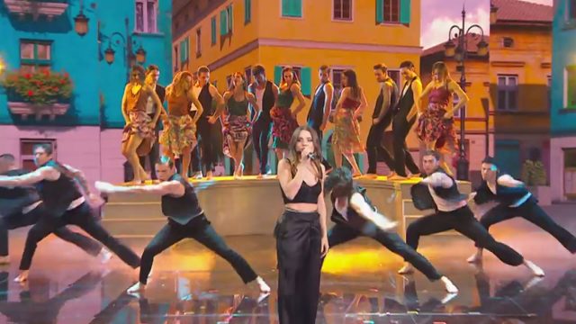 Angelina Tammurriata nera La semifinale - Amici Clip | Witty TV